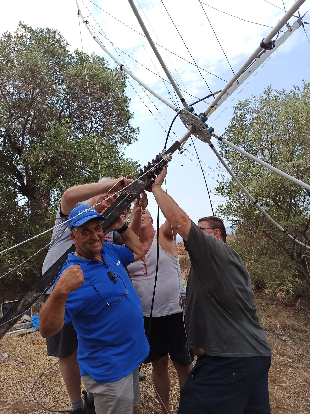 The DX Dream: Connecting with the World - SILCOM